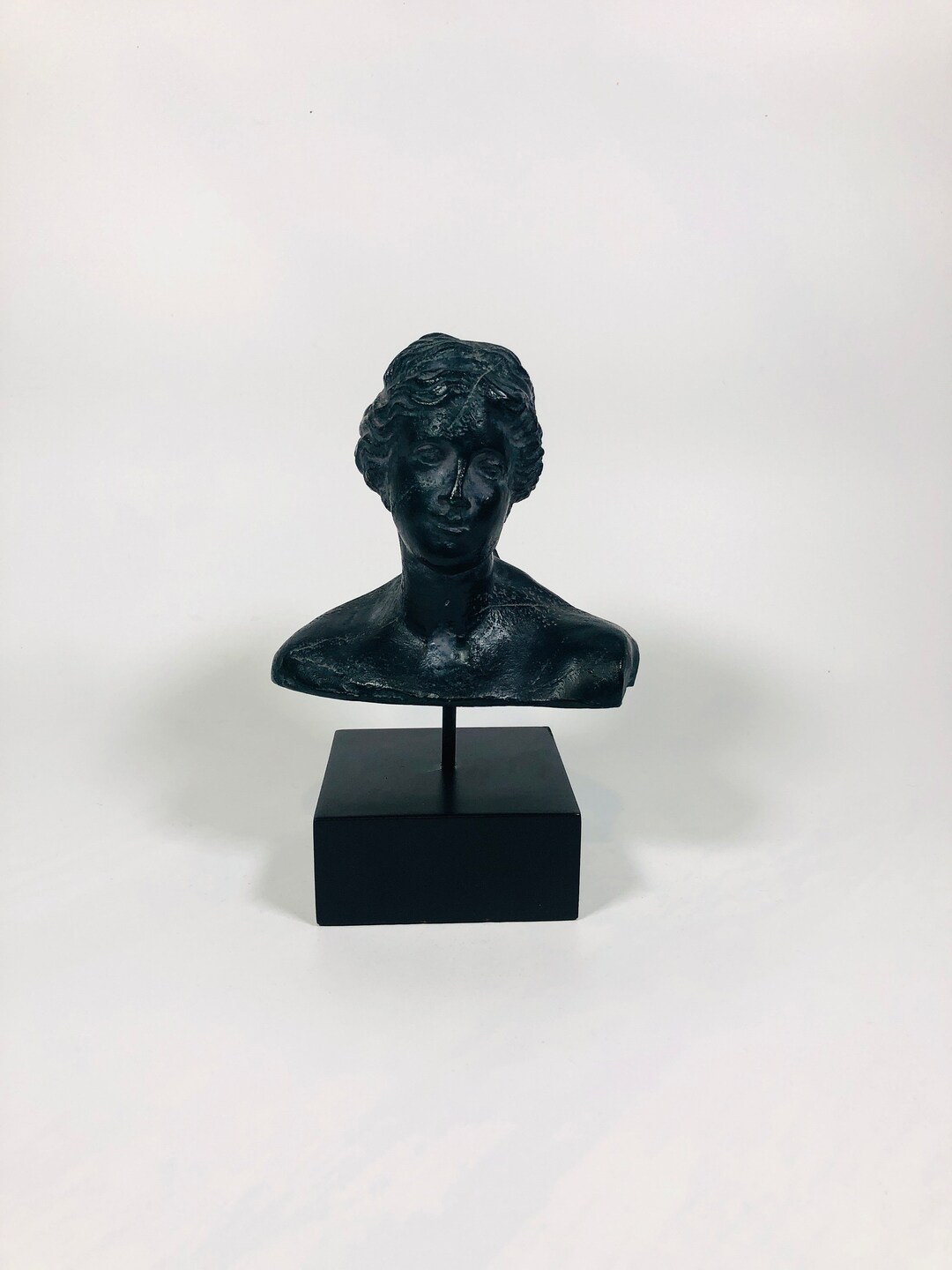 Vintage Aphrodite Greek Roman Miniature Bust Sculpture on Base ...