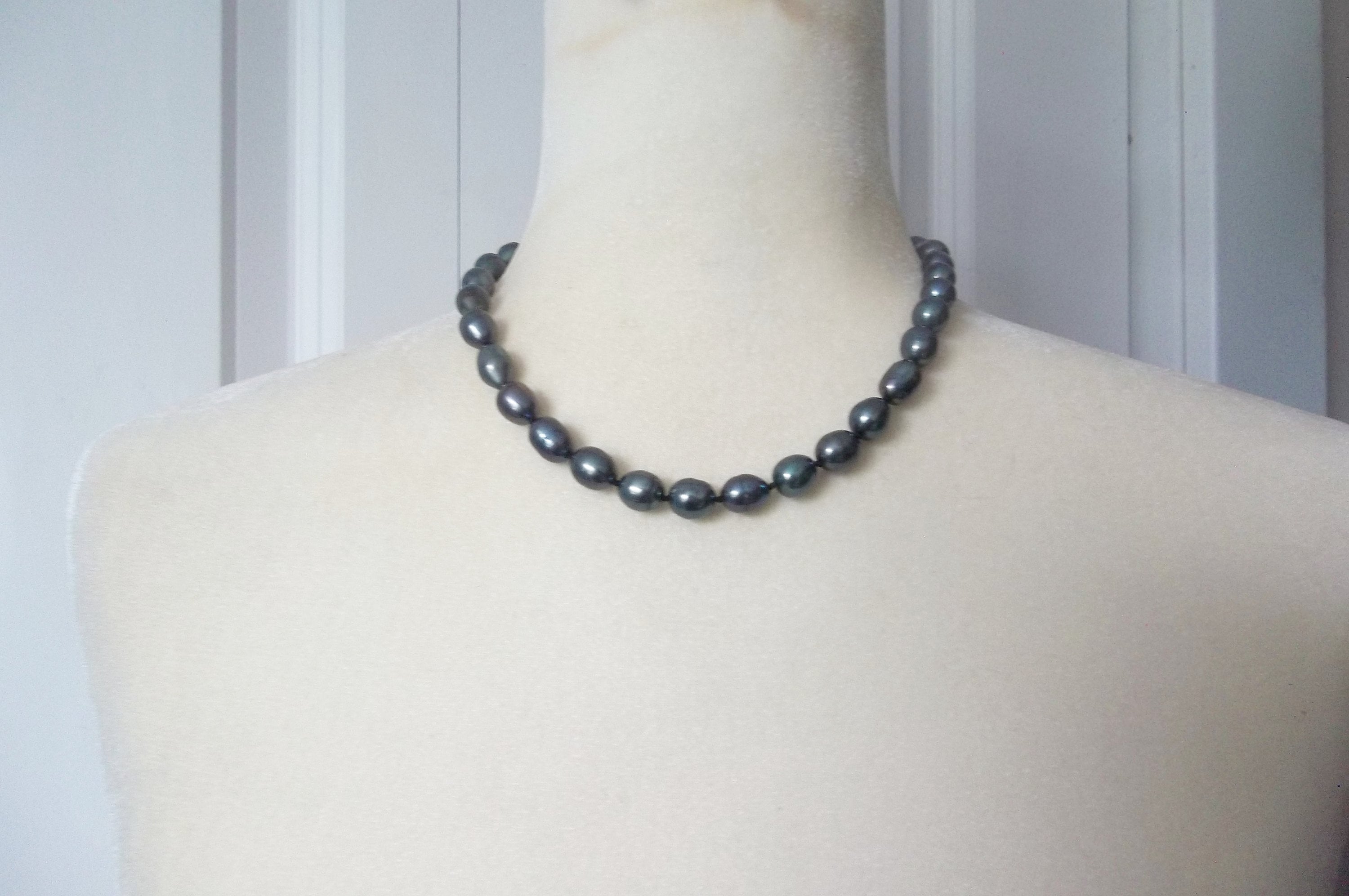 Enormous 12-13mm Black Tahitian Pearl Necklace, French Polynesia, Prom ...