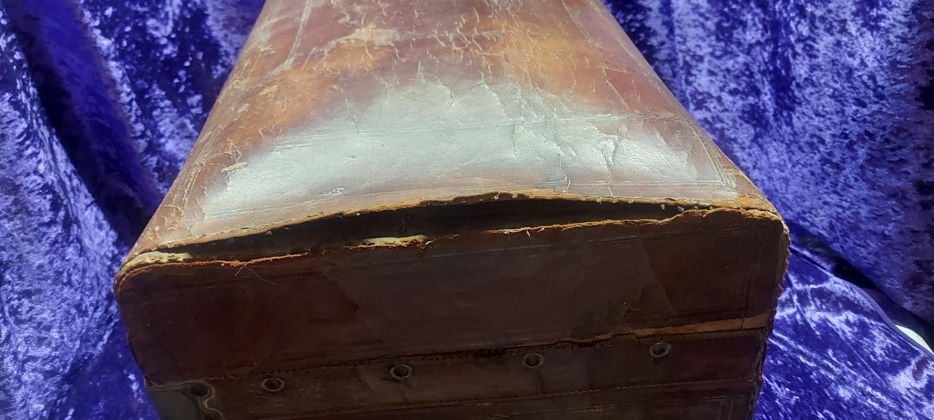 Miniature Sample, or Small Leather Trunk With Dome Lid, Detroit,mich ...