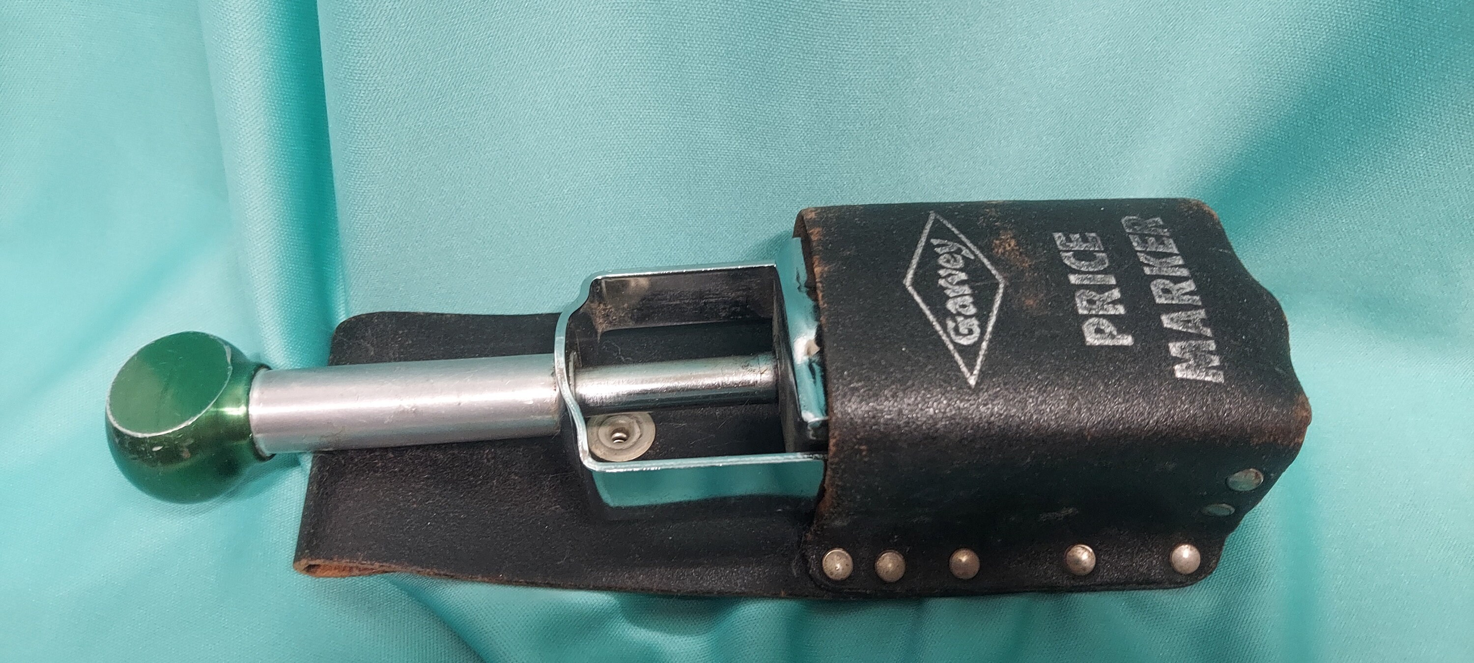 2 Vintage Garvey Pricing Guns With 1 Leather Holster Model - Etsy