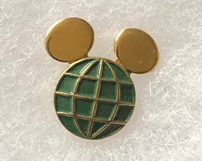 Walt Disney World Cast Member One Year Service Pin 1979, Collectible ...
