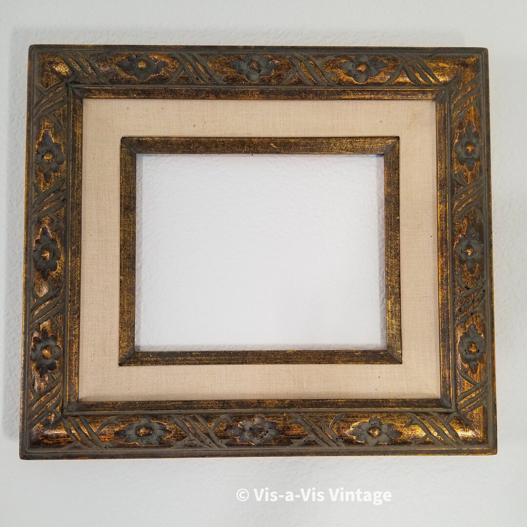 Vintage Mexican Handcarved Wood Picture Frame in Gold Finish. - Etsy