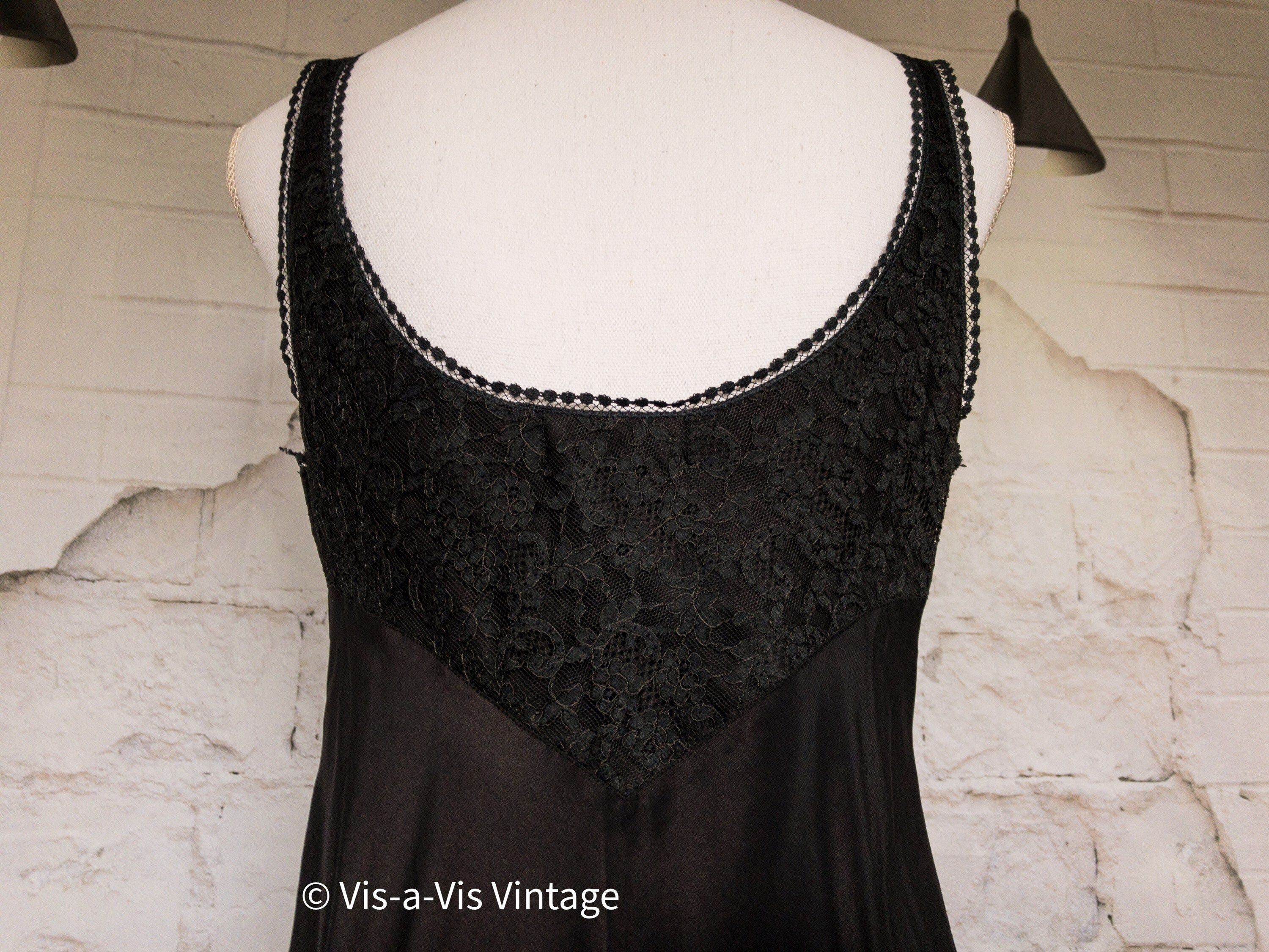 Vintage Black Barbizon Lingerie Full Dressmate Slip Taffeta Crepe
