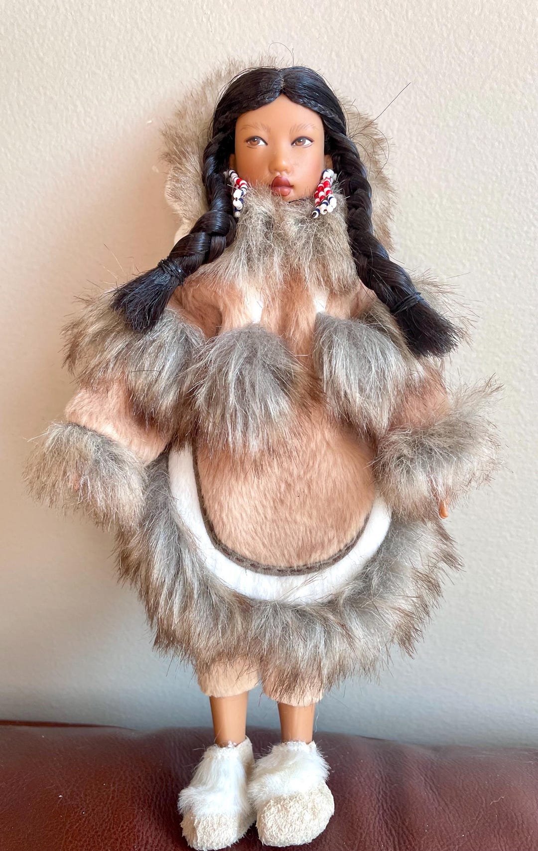 American Girl Minuk Girls of Many Lands Eskimo Pleasant Co. Helen Kish ...