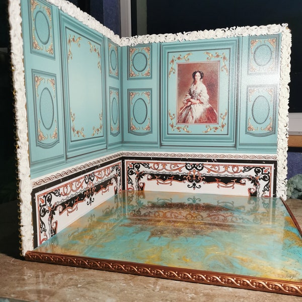 Dollhouse Display - Etsy