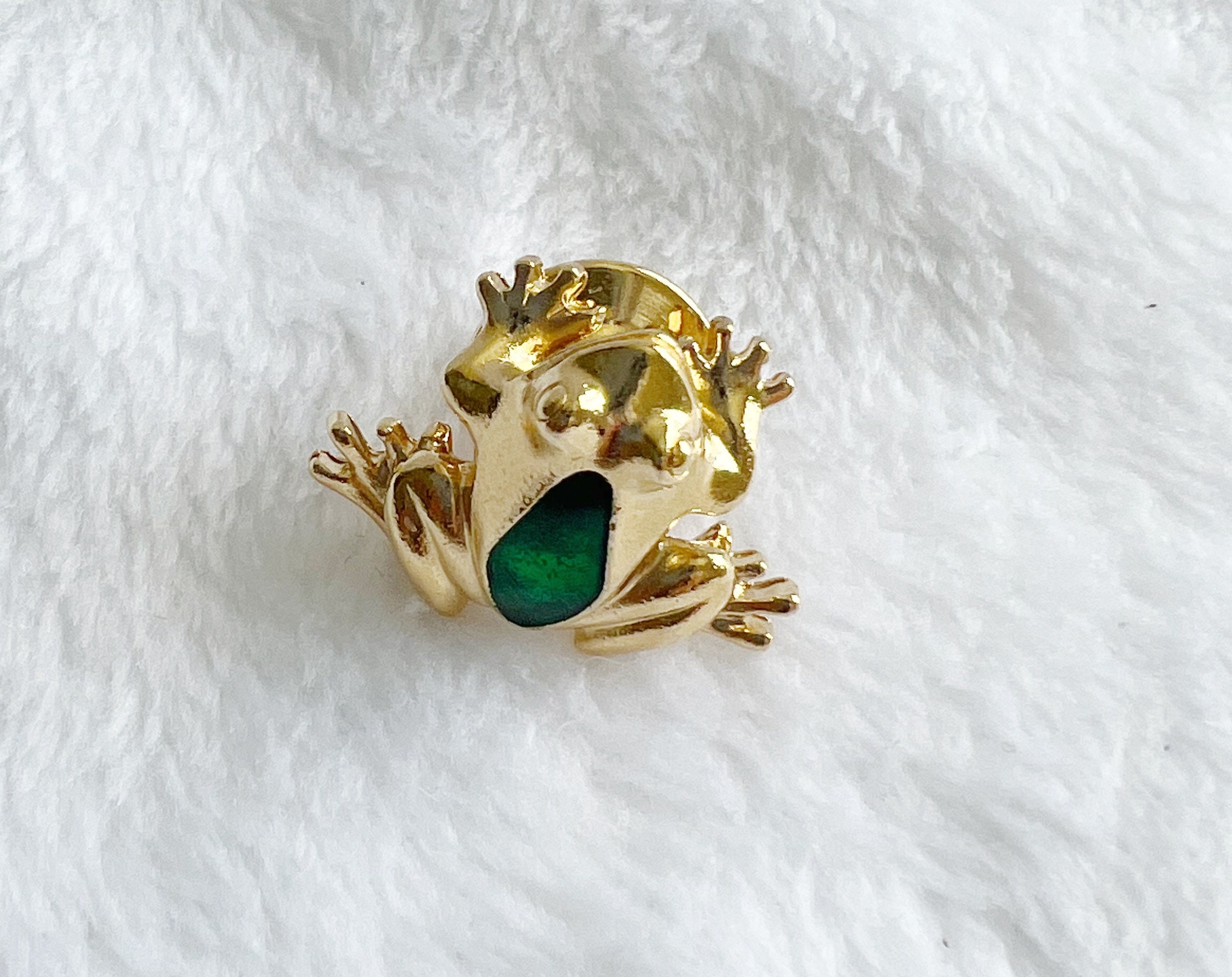 Vintage Avon Gold Tone Frog Pin With Emerald Green Enamel Z18 - Etsy