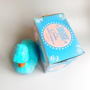 Vintage Combex Daisy Duck Musical Boxed Kitsch Duck, 50’s / 60’s Kitsch ...