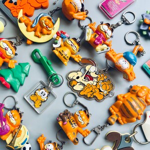 Vintage Garfield Keychains, CHOOSE YOUR OWN, Retro Garfield Key Rings ...