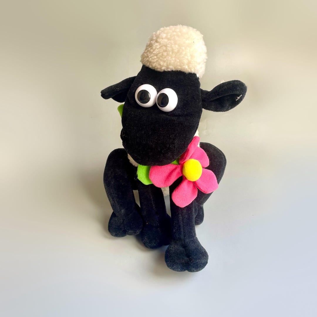 Shaun the Sheep Plush With Flower, Wallace & Gromit Vintage 1989, Shaun ...