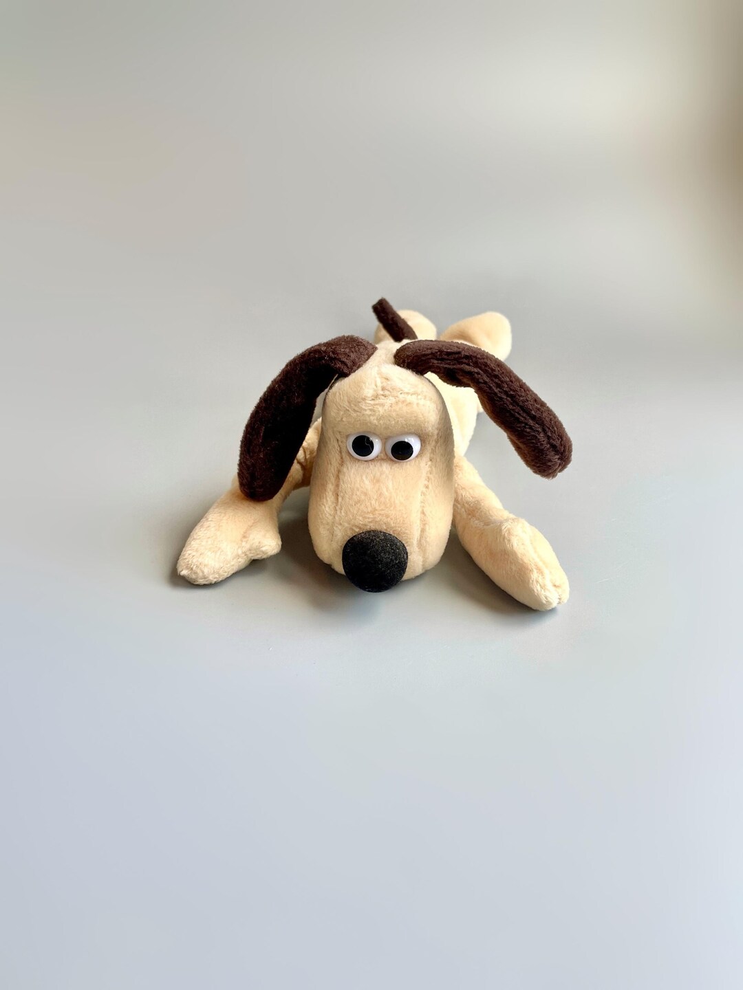 Wallace & Gromit Gromit Dog Plush Beanie, Born to Play 1989, Vintage ...