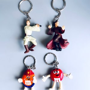90’s Keychains- CHOOSE YOUR OWN- Nostalgic Character Keyrings, Garfield ...