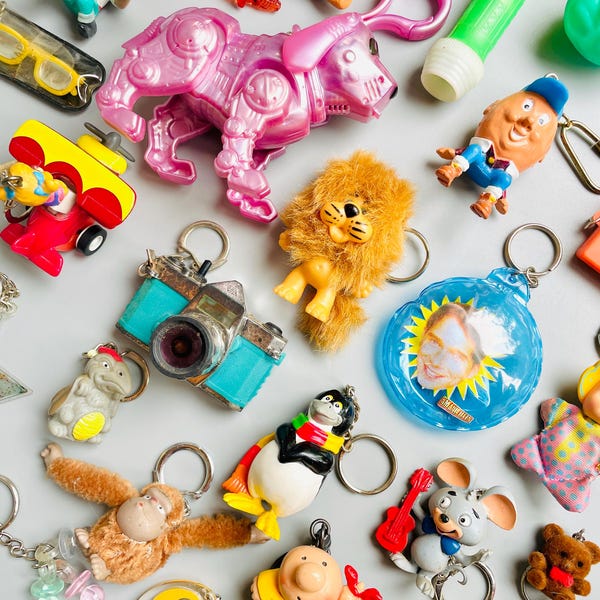 90s Keychains - Etsy