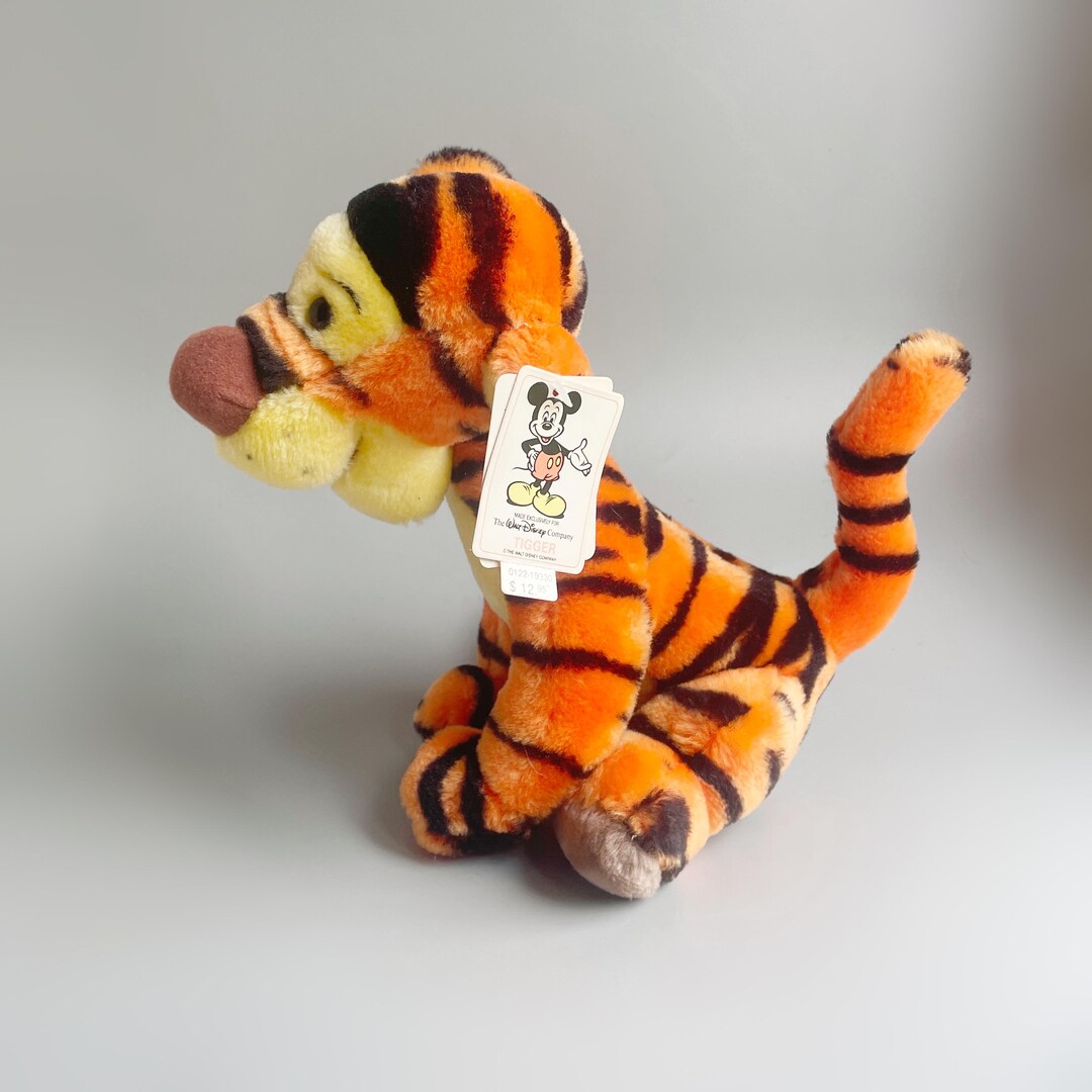 Vintage Tigger Plush, Disney Vintage Winnie the Pooh Tigger 80's Plush ...