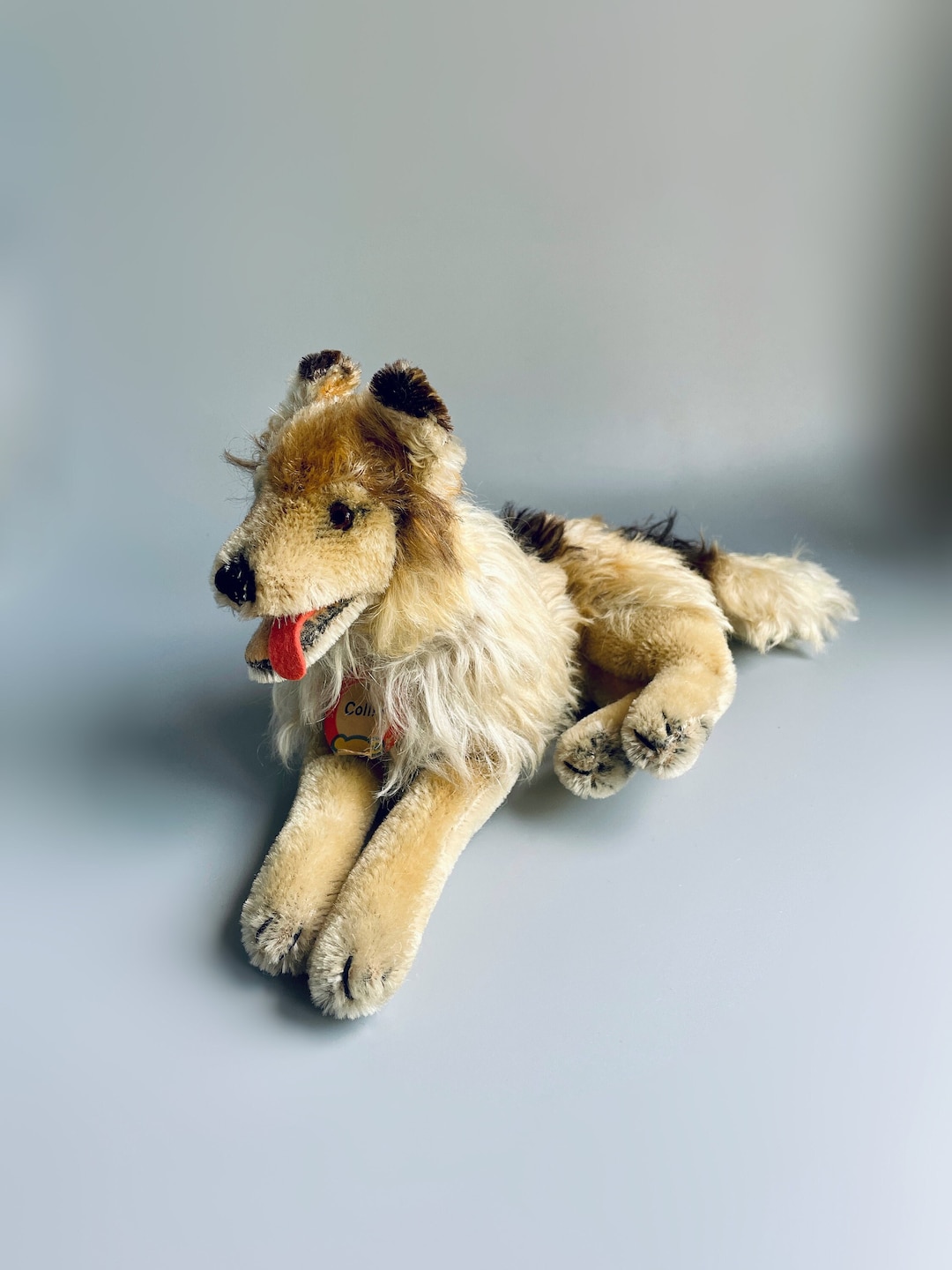 Steiff Laying Collie Dog, Vintage Steiff Rough Collie, Steiff With Tag ...