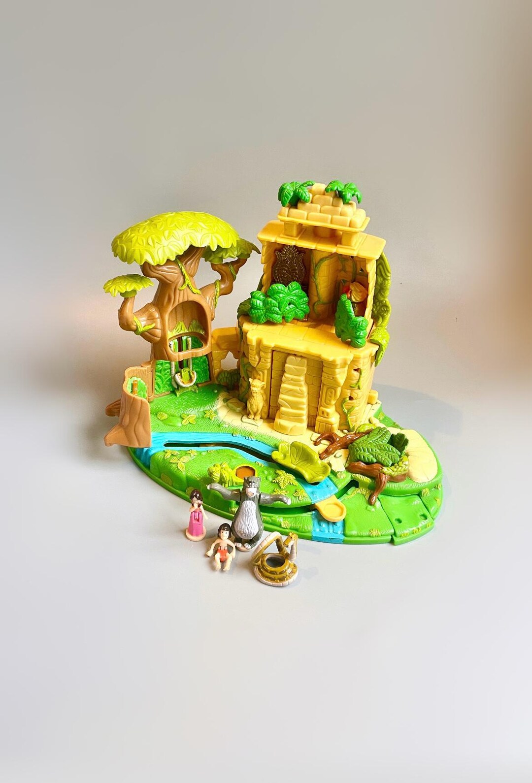 Disney Polly Pocket Jungle Book Playset, Bluebird Polly Pocket Mowgli ...