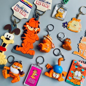 Vintage Garfield Keychains, CHOOSE YOUR OWN, Retro Garfield Key Rings ...
