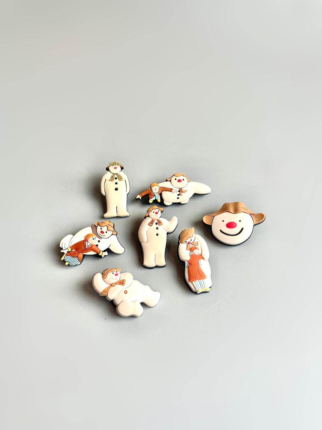 The Snowman Pin Badges, CHOOSE YOUR OWN, Vintage 2000's Raymond Briggs ...