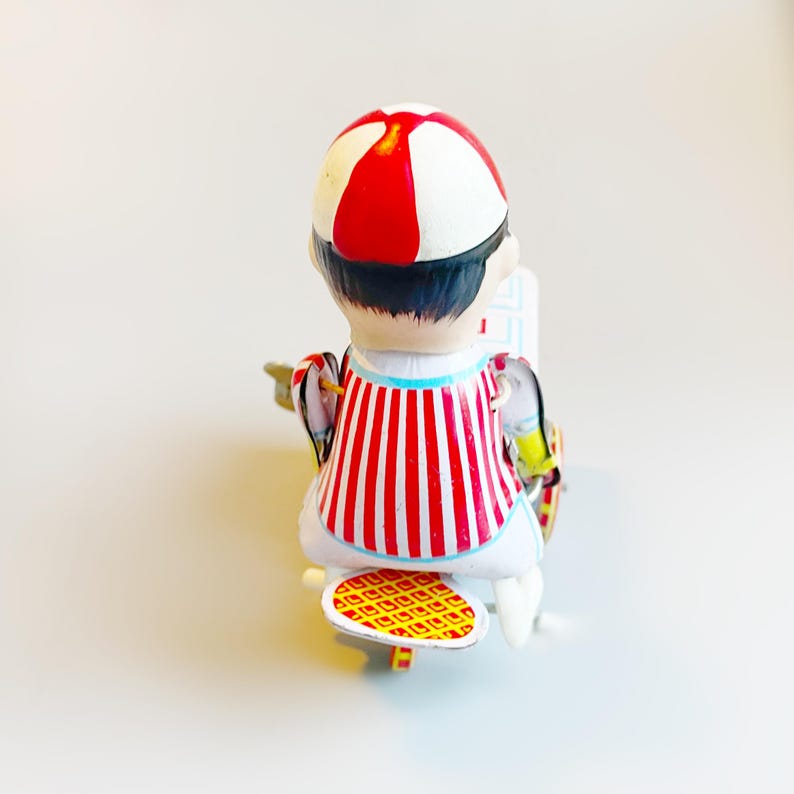 Vintage Tin Plate Ice Cream Man, Tin Litho Wind-up Ice Cream Vendor Toy ...