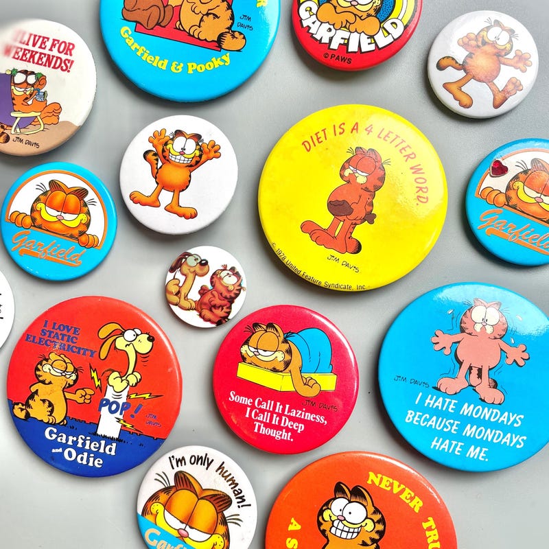 Garfield Badge Clip - Etsy