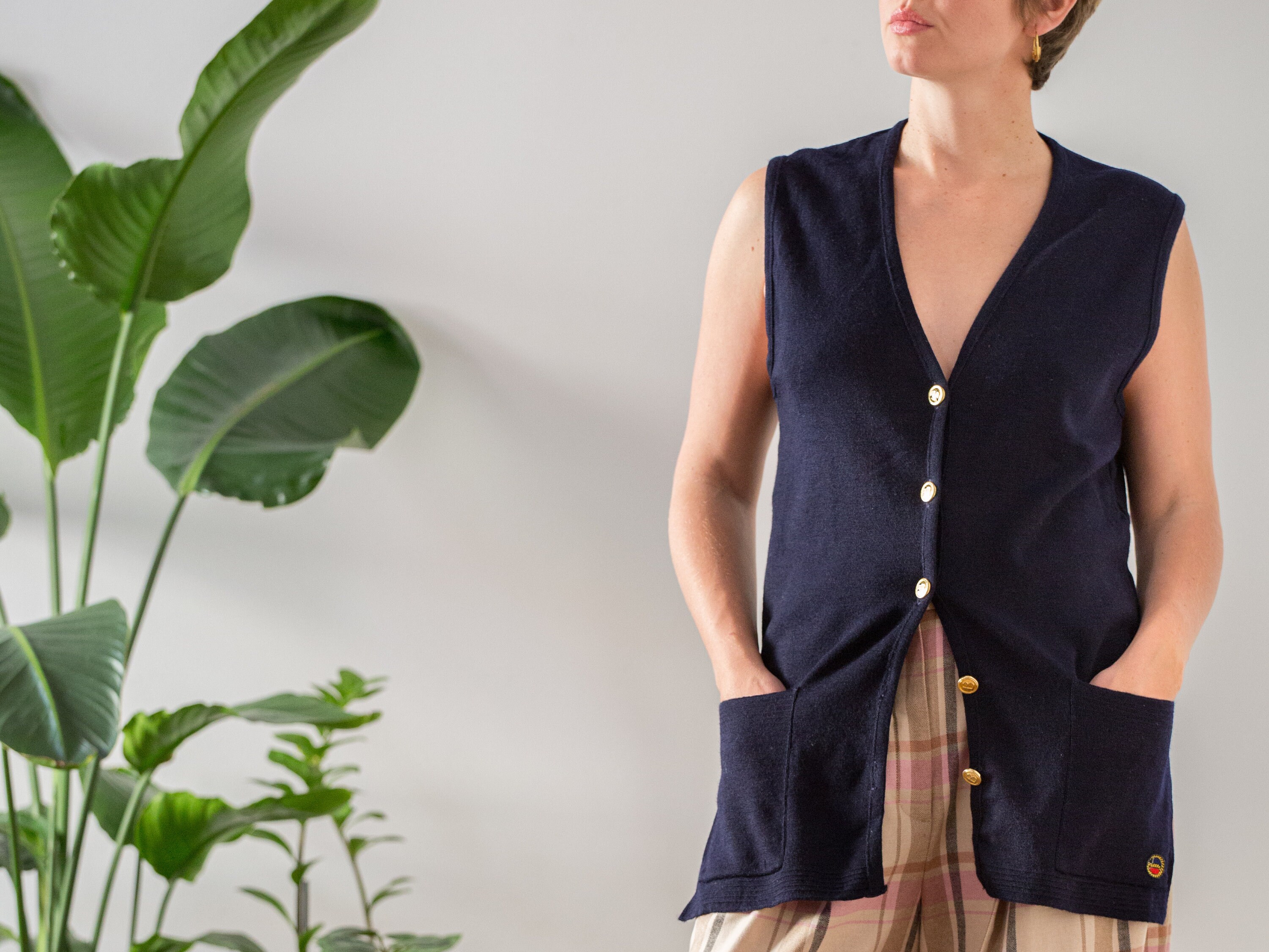 Vintage BUSNEL Pure Wool Sweater Vest in Navy Blue for Women - Etsy