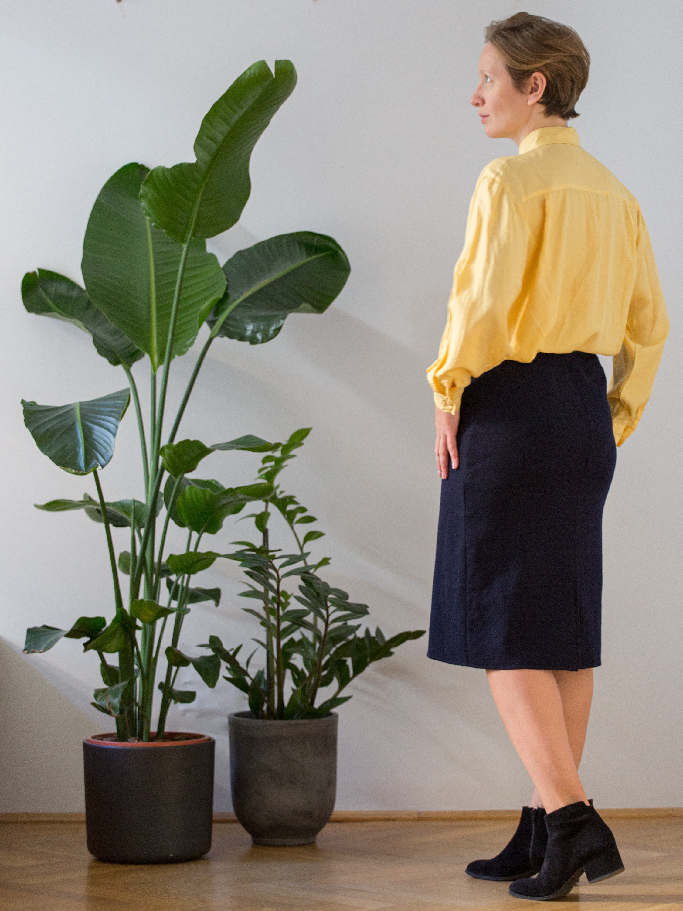 Vintage BUSNEL Pure Wool Knit Midi Skirt in Navy Blue for - Etsy