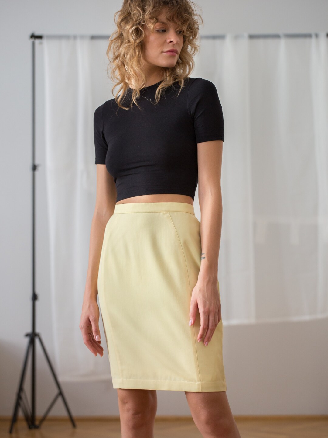 Vintage THIERRY MUGLER Worsted Wool Pencil Skirt | Size S | Pale Yellow ...