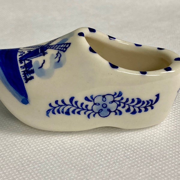Delft Shoe - Etsy
