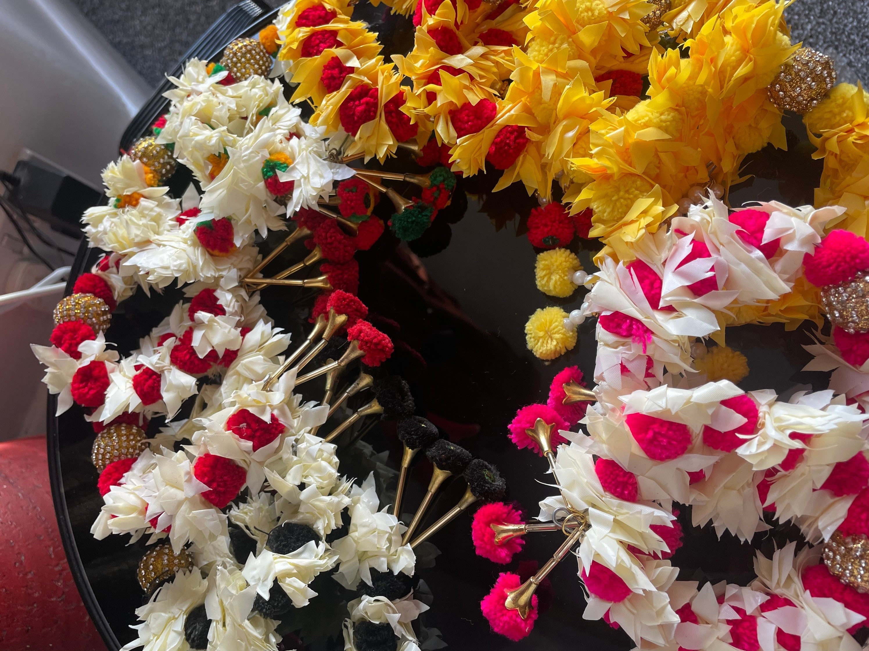 Foam Hand Gajra/ Flower Bracelet/ Floral/ Bridal/ Wedding - Etsy UK