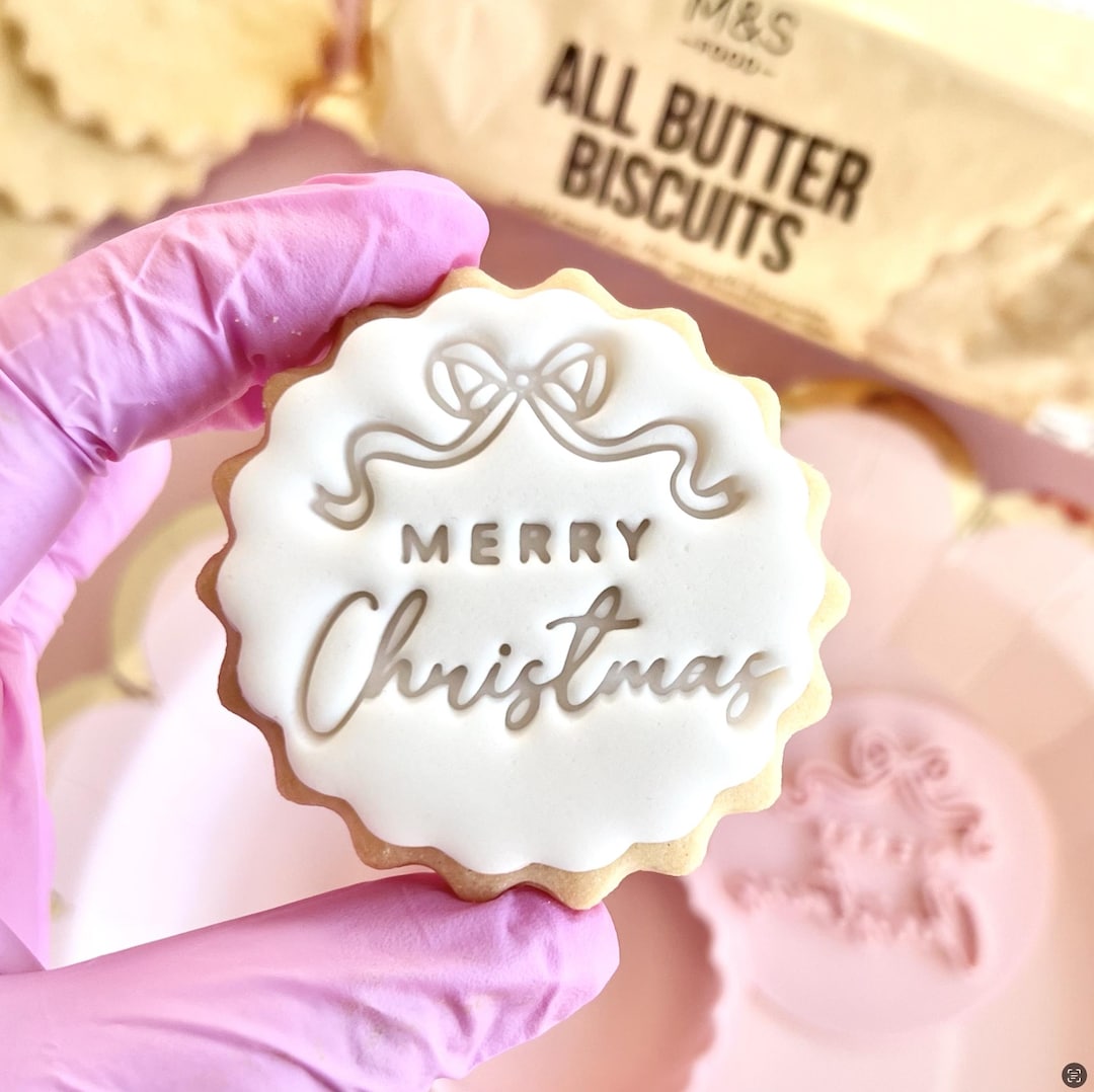 M&S Cookie Cutter Merry Christmas Pretty Bow for Fondant Icing DIY ...