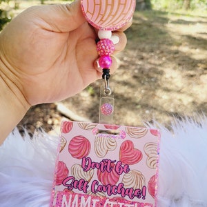 Concha Badge Reel /badge Buddy/ Cute Gifts - Etsy