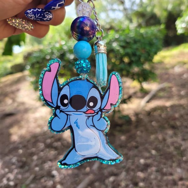 Alien Keychain - Etsy