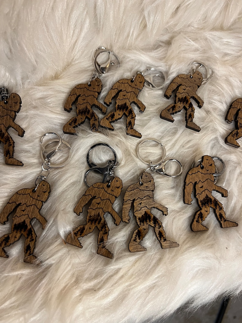 Bigfoot Sasquatch Yeti Big Foot Keychain Wood Keychain - Etsy