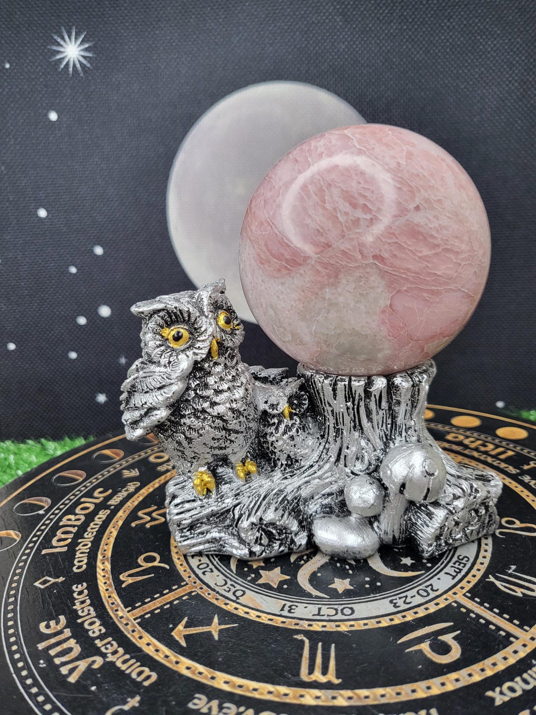 Owl Style Sphere Stand - Etsy