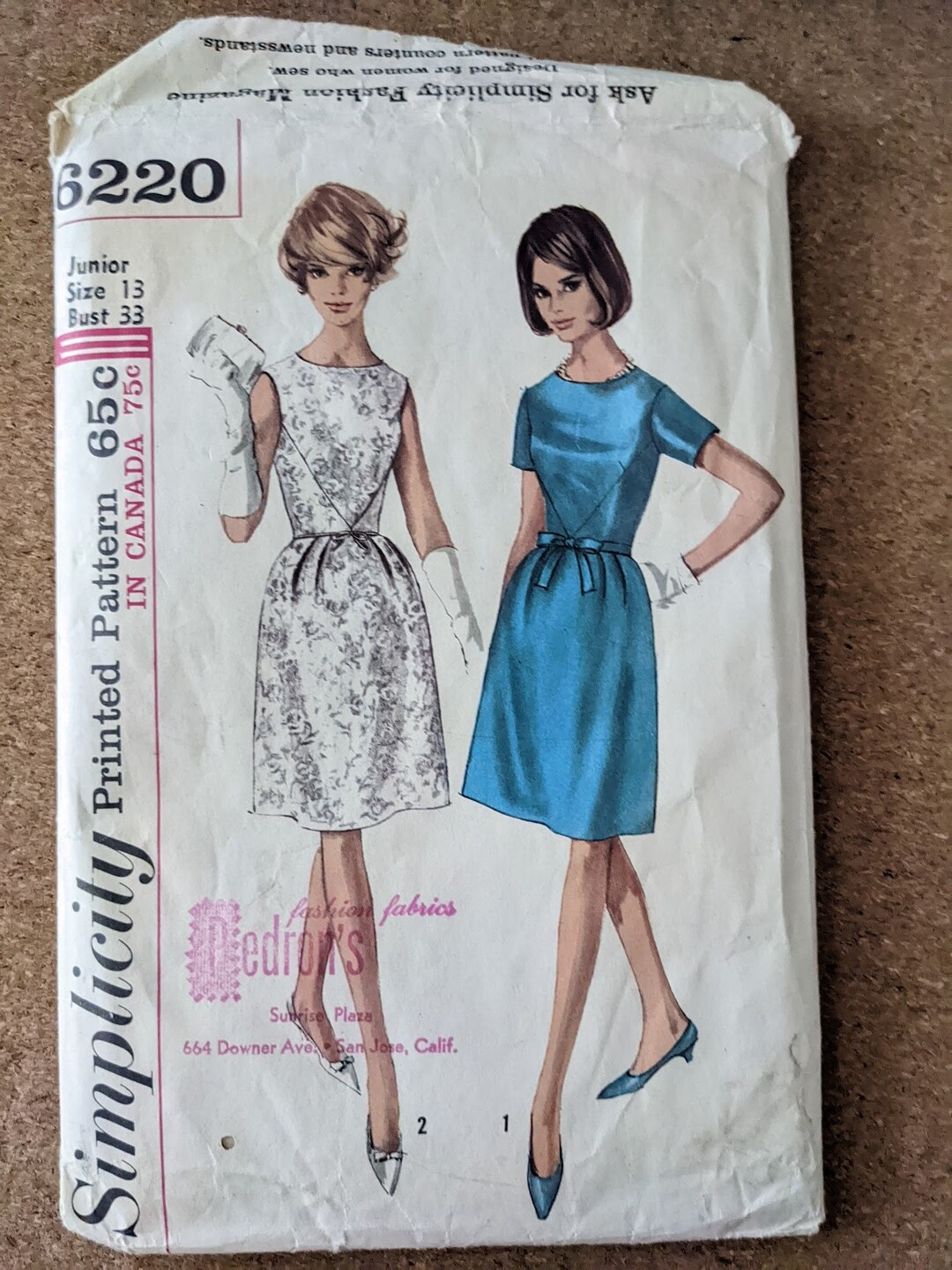 1965 Dress W V-shaped Bodice Bell Skirt Size 13 Bust 33 Complete Uncut ...