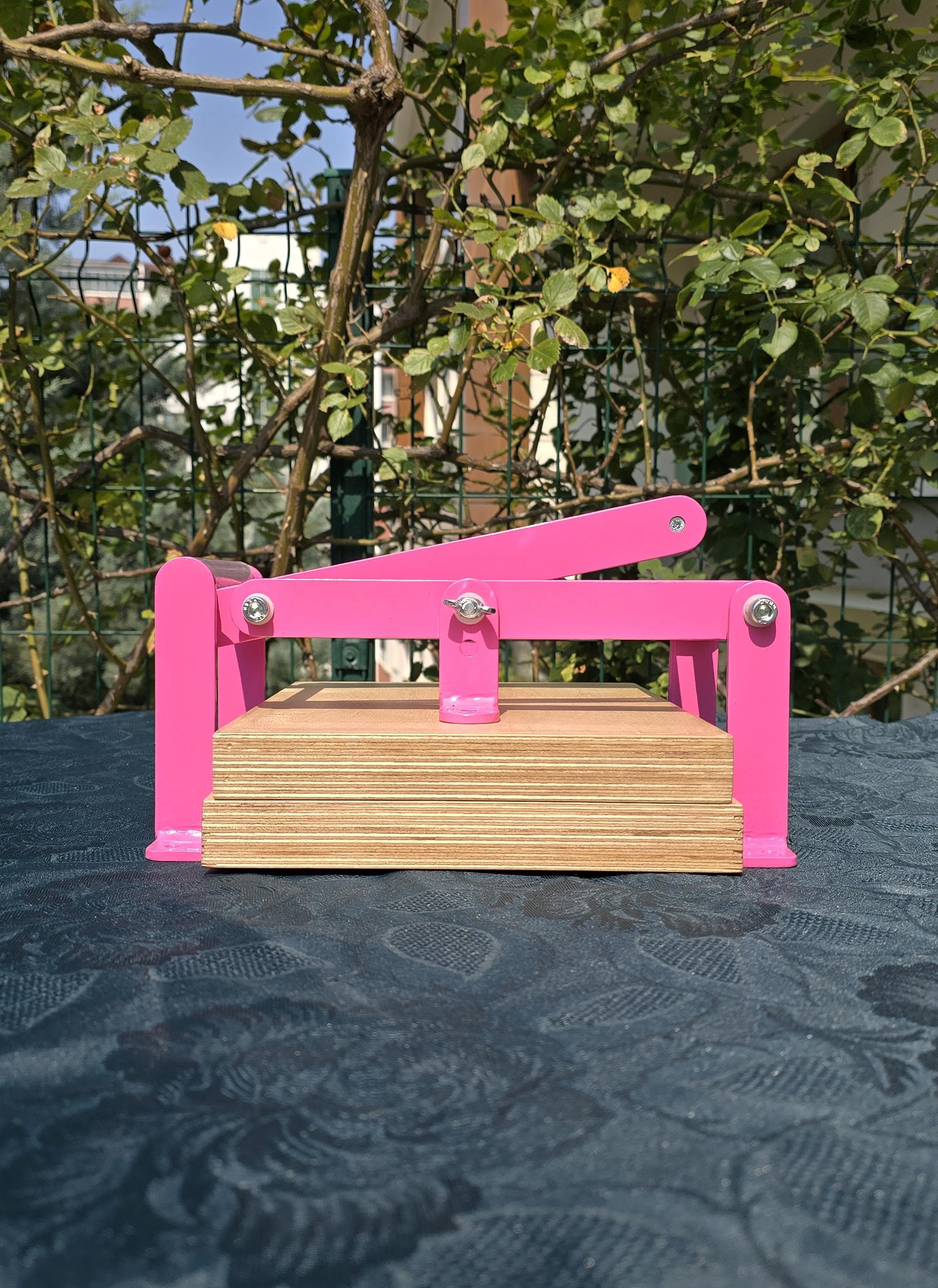 A3 Pink Lino Press Machine, Linocut Printing Press, Print Making Press ...