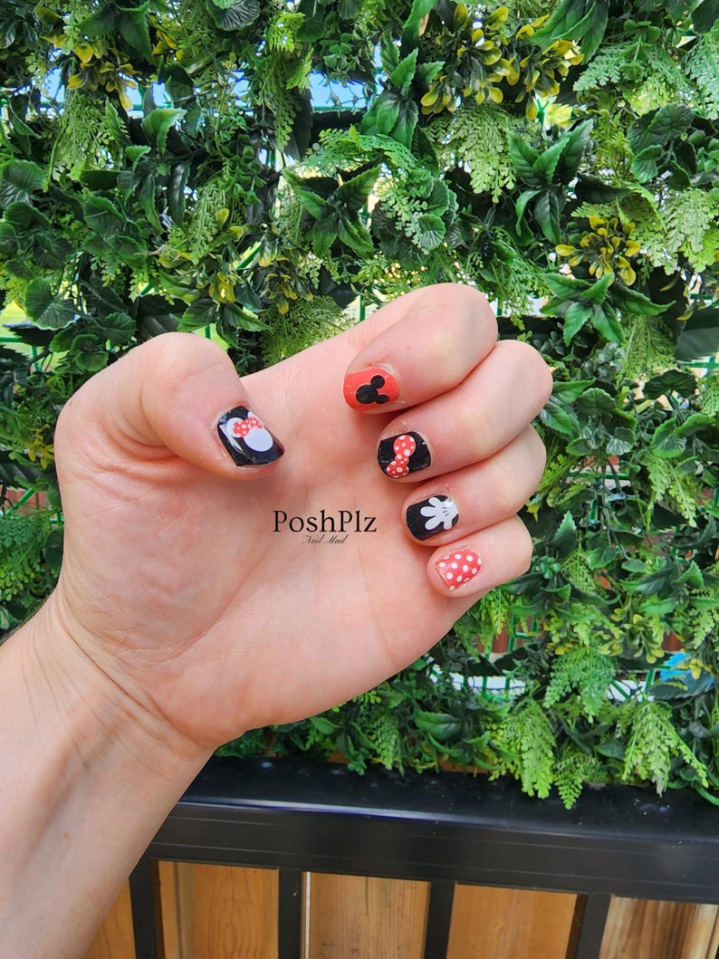 Mickey and Minnie-inspired Mani Nail Wraps Cartoon Magic at Your ...