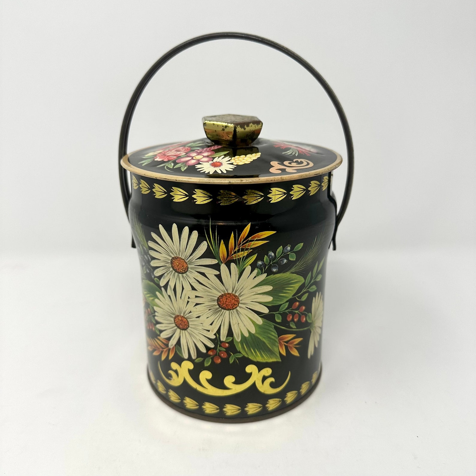 Vintage Murray Allen Confections Tin Black With Daisy Bouquet ...