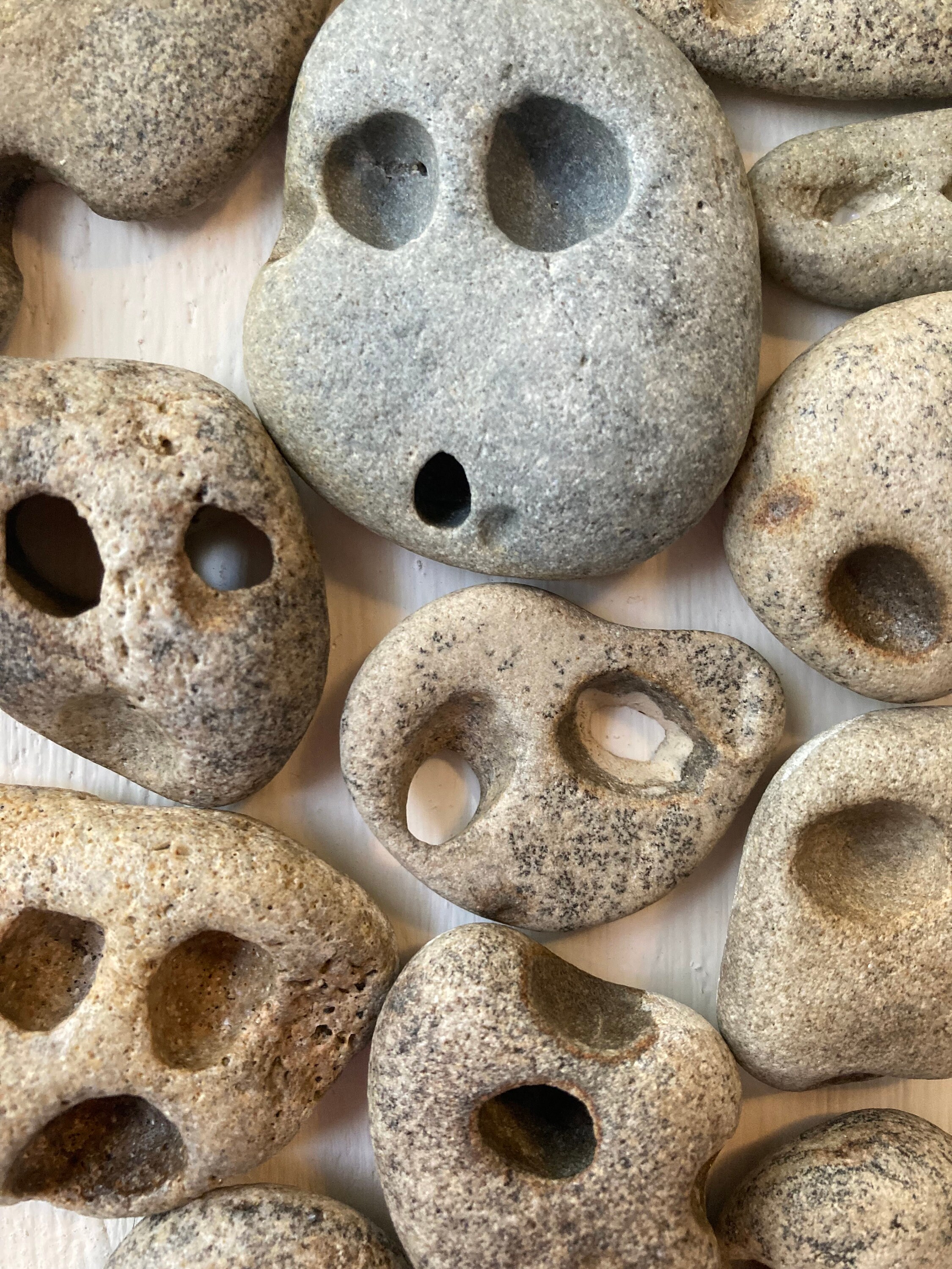 Faces. Picture Stone. Hag Stone. - Etsy