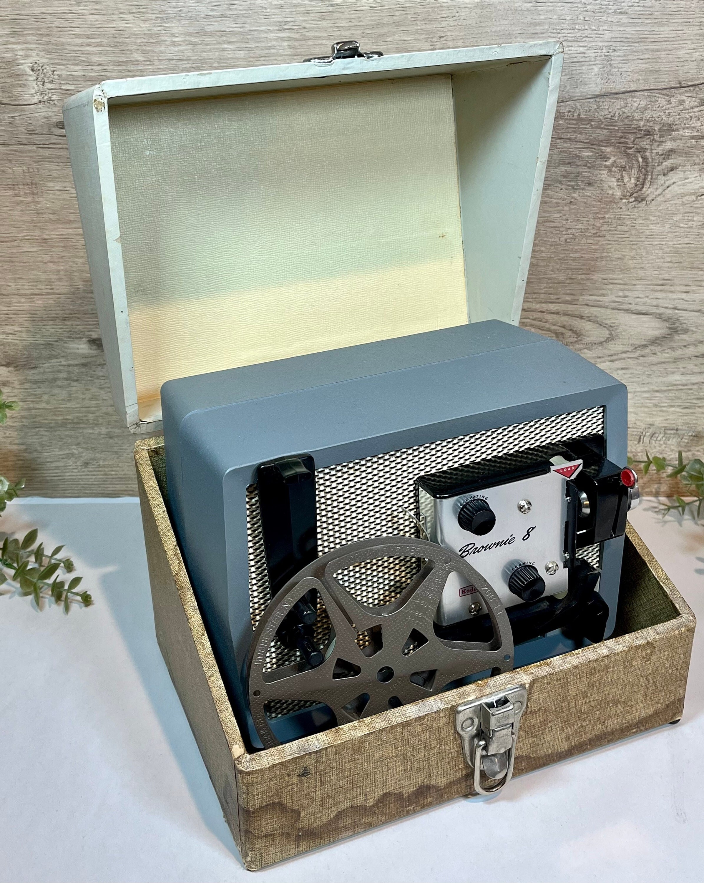Vintage Kodiak Brownie 8 Film Projector in Original Carrying Case