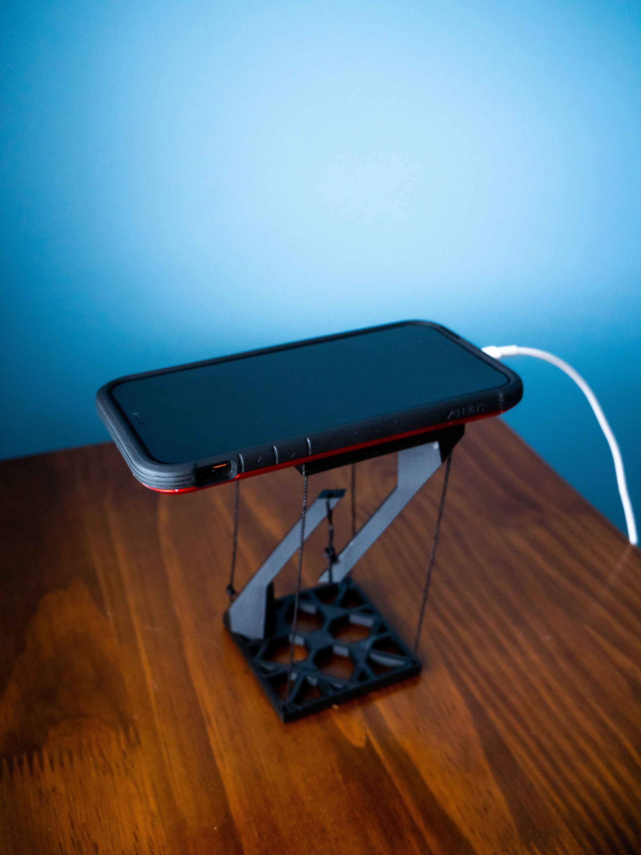 Impossible Table | Tensegrity Floating Table Illusion | Home Decor ...