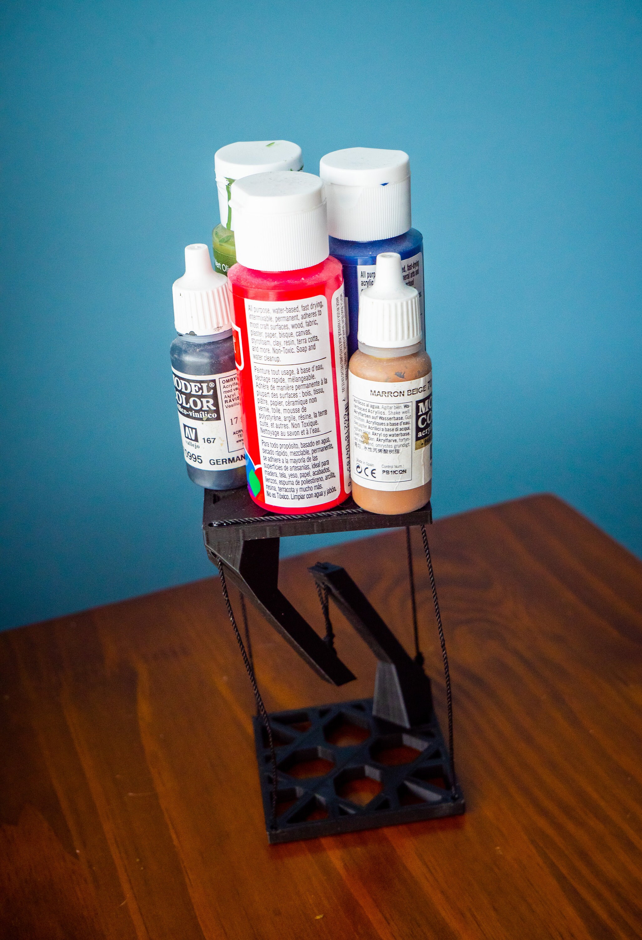 Impossible Table | Tensegrity Floating Table Illusion | Home Decor ...