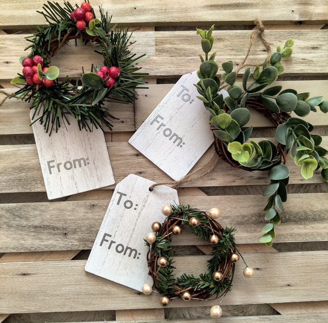 Wreath Gift Tag for Christmas Present Ornament Party Favor Hostess Gift ...