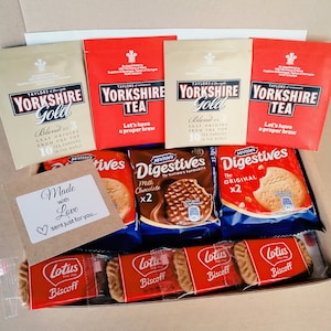 Proper Brew - Ultimate Yorkshire Tea Duo Set - Personalised Tea Giftset ...
