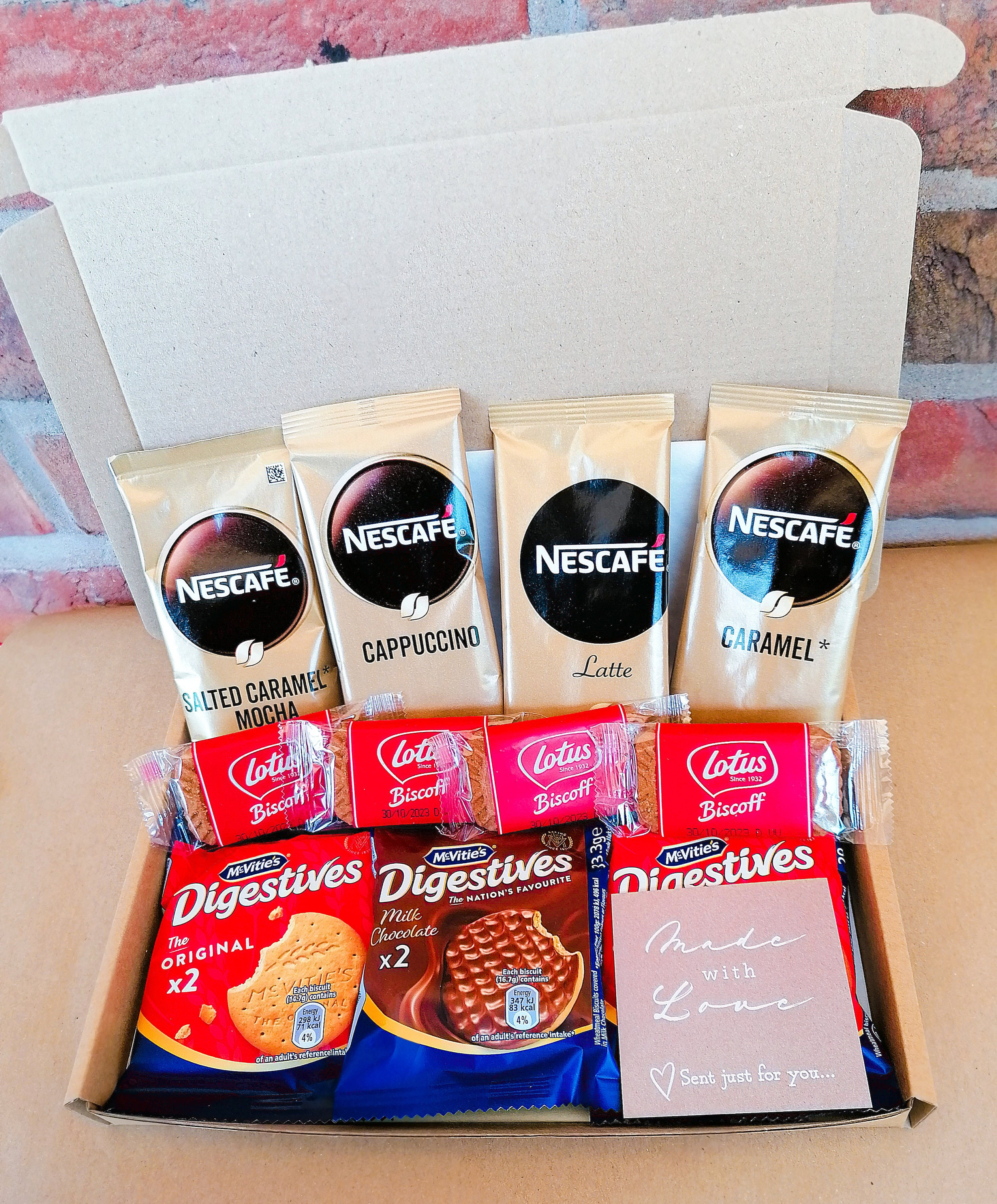 Deluxe Nescafe Coffee & Biscuit Letterbox Giftset Personalised Caramel ...