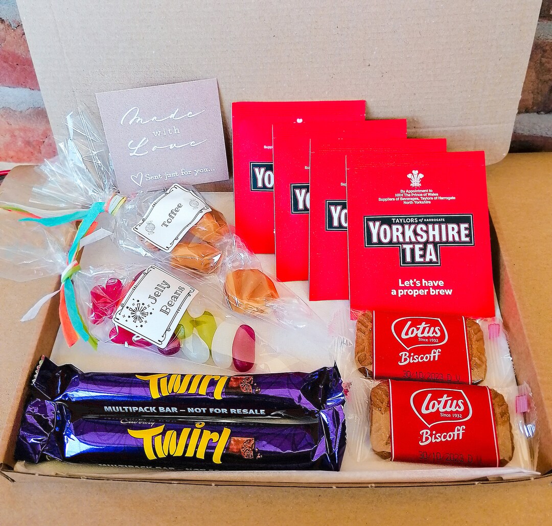 Yorkshire Tea and Sweet Treat Letterbox Giftset - Personalised ...