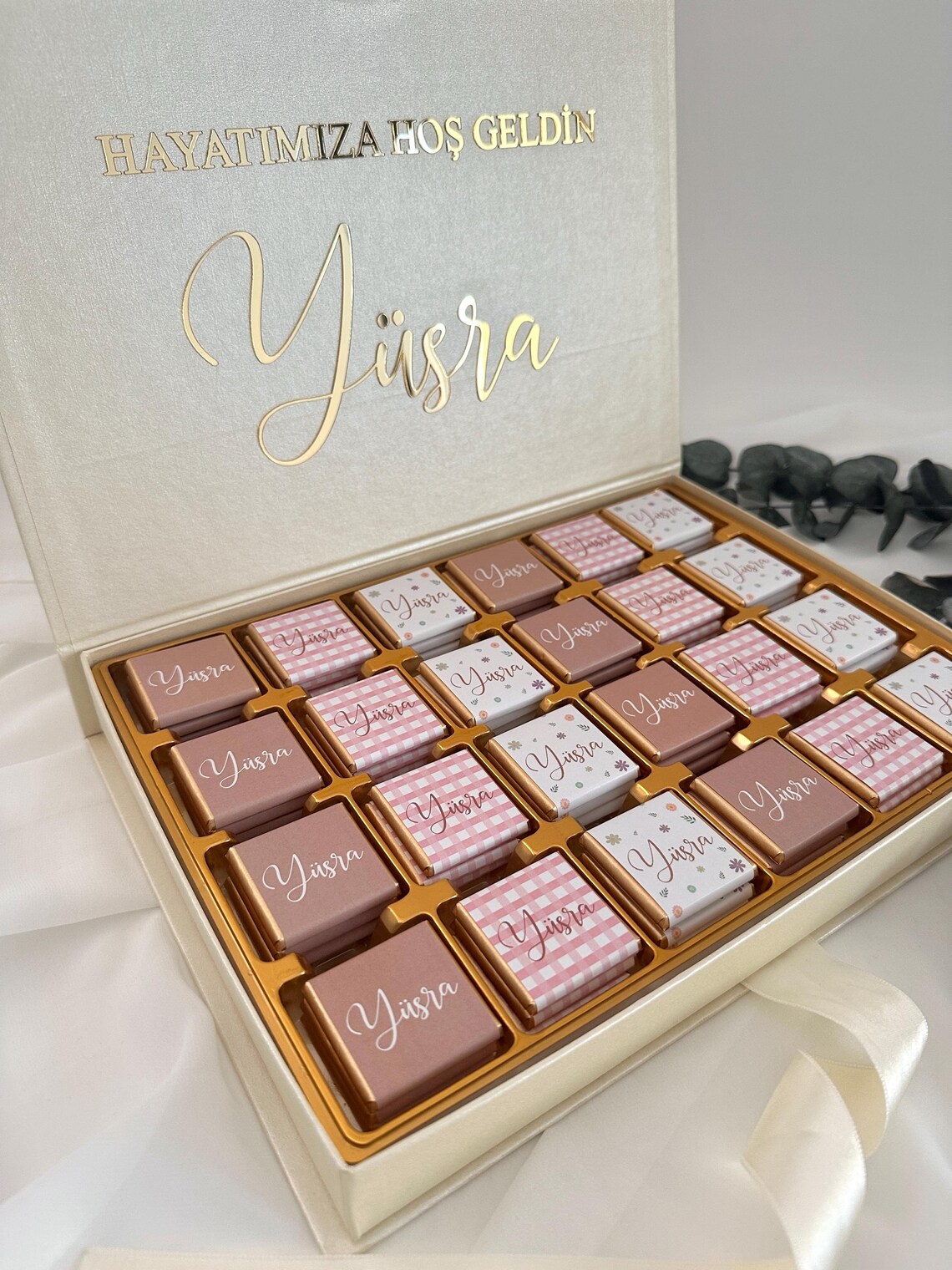 Customized Baby Chocolate in Premium Box, Baby Favors, Baby Girl ...