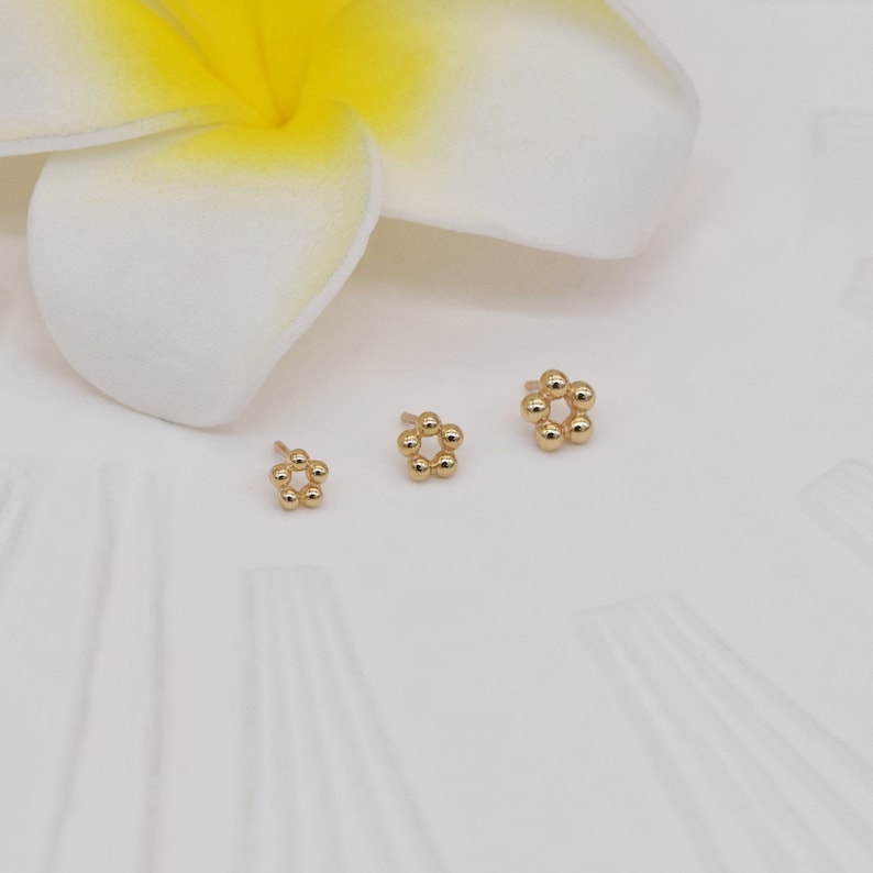 14k Solid Gold Tiny Five Dot Cartilage Stud Five Beads Conch - Etsy