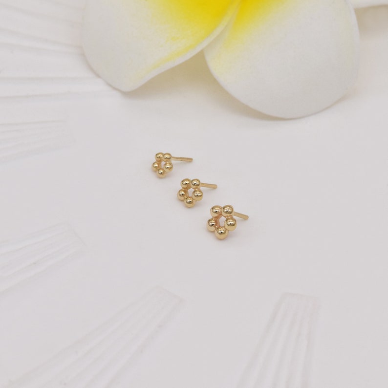 14k Solid Gold Tiny Five Dot Cartilage Stud Five Beads Conch - Etsy