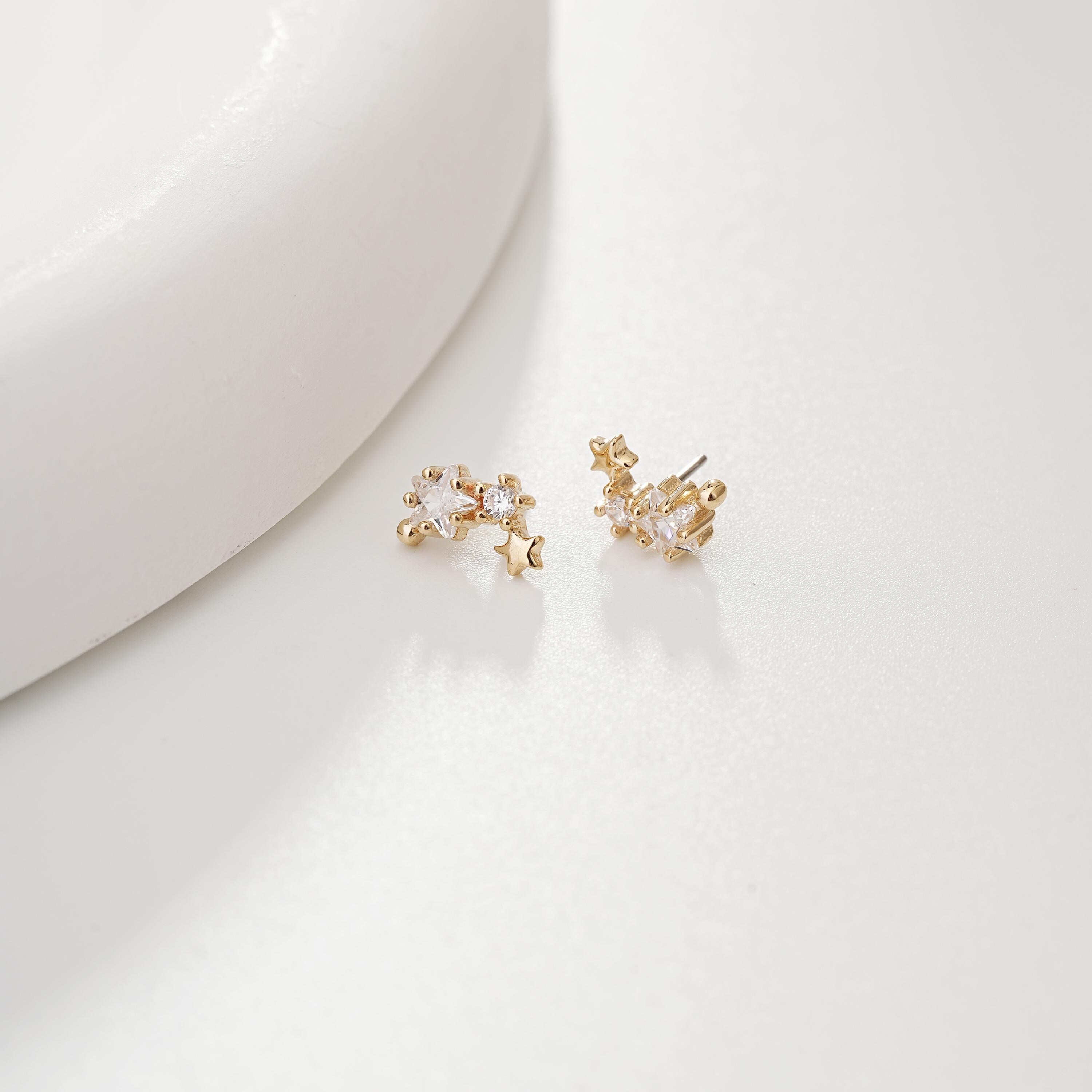 14k Solid Gold Star Helix Cluster Push Back, Star Gemstone Climber ...