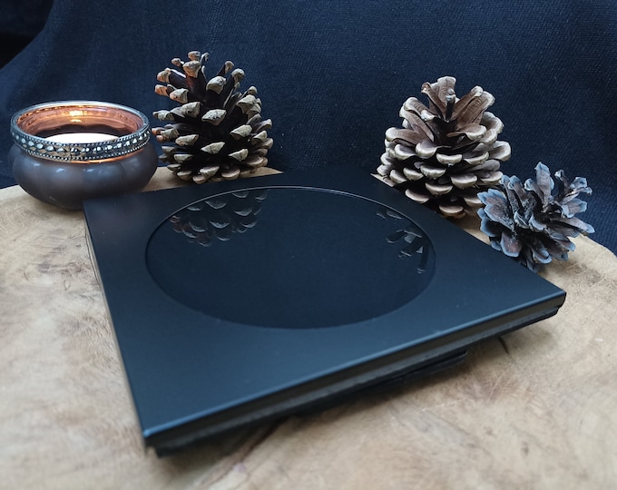 Hekate Black Mirror Hecate Altar, Goddess, Hecatean, Hekatean, Devotion, Torch, Witchcraft ...